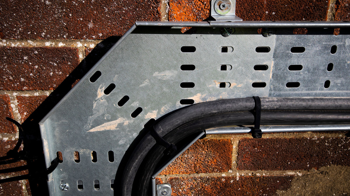 How to choose the right corrosion-resistant cable protection