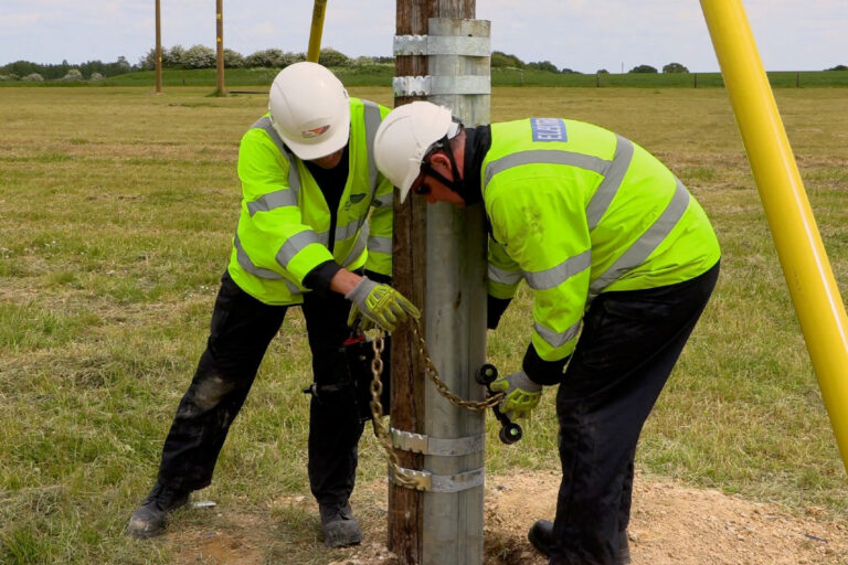 UK Power Networks adopts steel pole supports for overhead lines